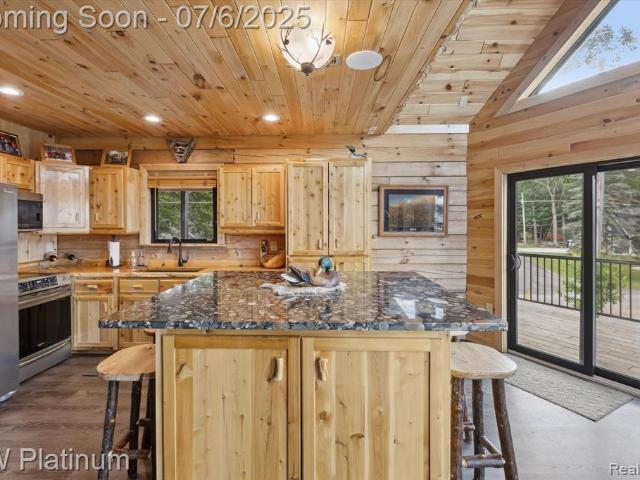 310 Houghton View Drive