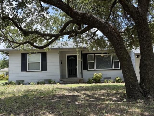 310 Hillcrest Ave, Richardson, TX 75081