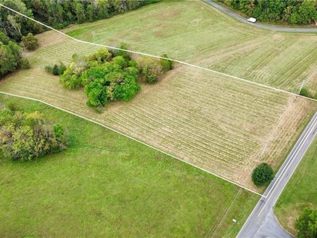 310 Jessup Grove Church Rd, Pilot Mountain, NC 27041