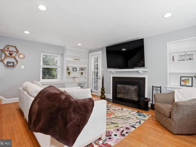 310 Old Forest Road