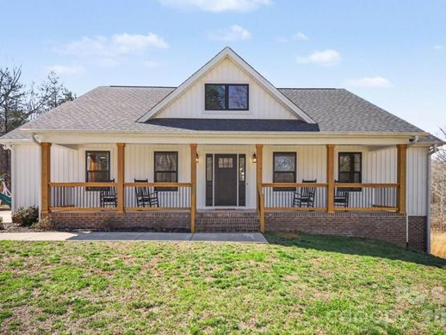 310 Old Hardin Rd, Dallas, NC 28034