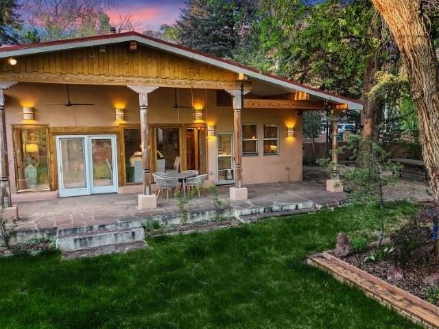 310 Ortiz St, Taos, NM 87571