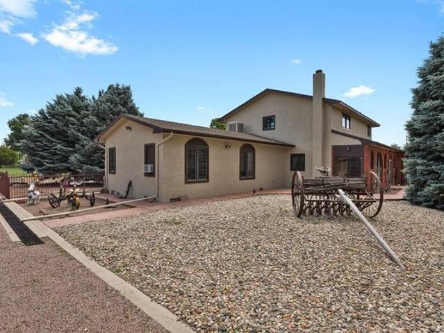 310 L St, Penrose, CO 81240