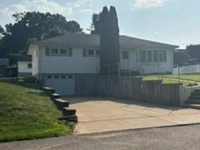 310 Lamberton St, Franklin, PA 16323