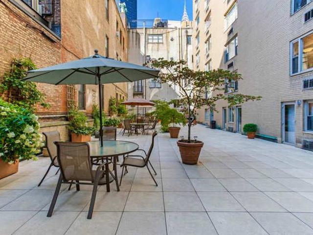310 Lexington Avenue, Unit 9F