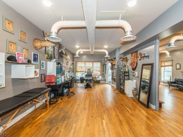 310 Main St