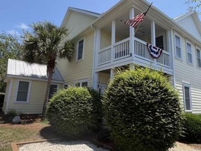 310 Marina View Dr, Southport, NC 28461