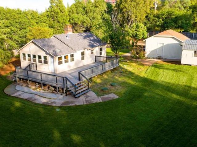 310 Mill Pond Rd, Auburn, CA 95603