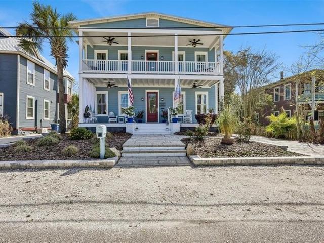 310 N 5th St, Fernandina Beach, FL 32034