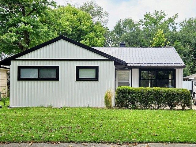 310 N Water St, Peru, IN 46970
