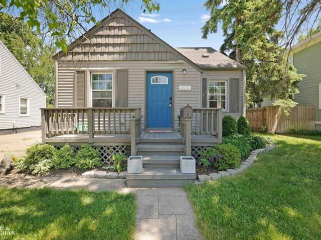 310 N Altadena Ave, Royal Oak, MI 48067