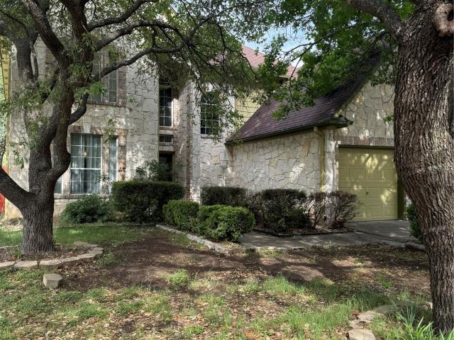 310 N Carriage Hills Dr, Georgetown, TX 78626 | MLS #4770