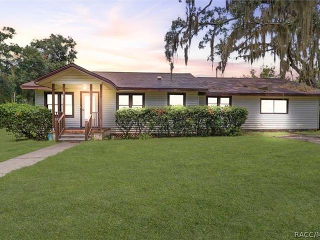 310 N Citrus Ave, Inverness, FL 34450