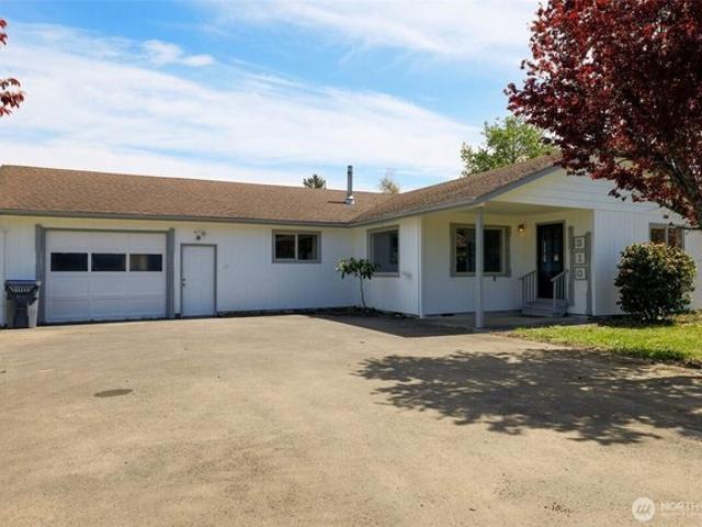 310 N Melbourne St, Westport, WA 98595