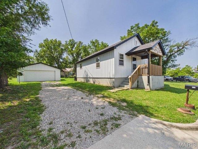310 North St, Lebanon, MO 65536
