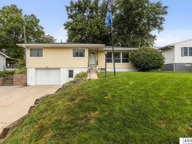 310 S 14th St, Plattsmouth, NE 68048