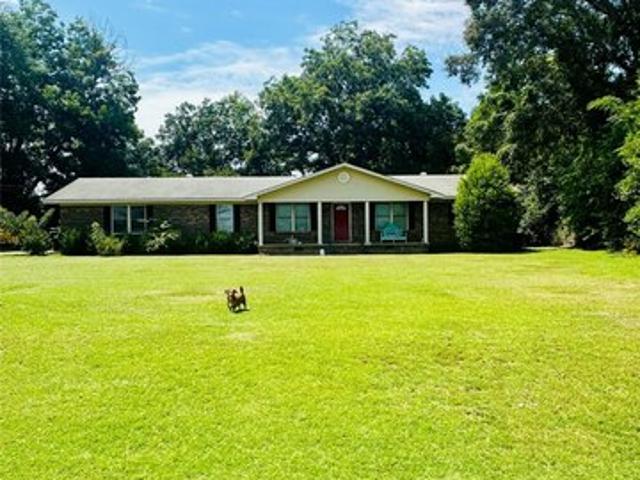 310 S Tyler St, New Brockton, AL 36351
