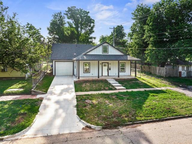 310 S Elm Street