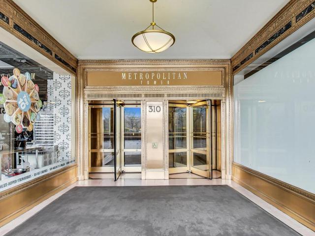 310 S Michigan Ave, Unit 1705, Chicago, IL 60604 | MLS #12621 | Compass