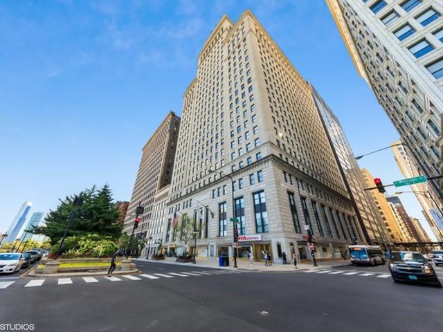 310 S Michigan Ave Unit 202, Chicago, IL 60604