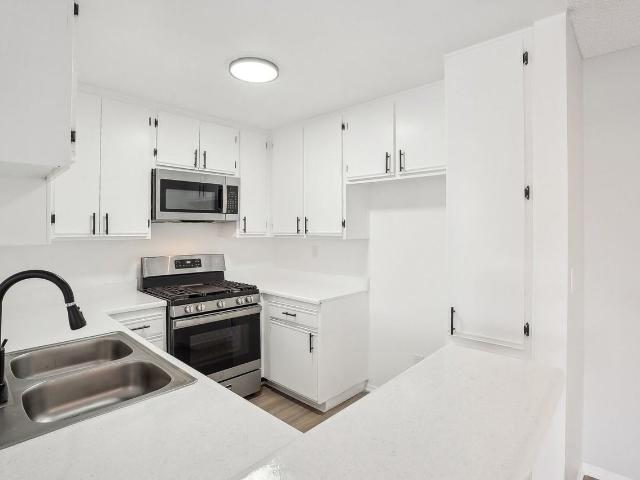 310 South Virgil Ave 2 Bedroom Apartment for Rent at 310 S Virgil Ave, Los Angeles, CA 90020 Rampart Village