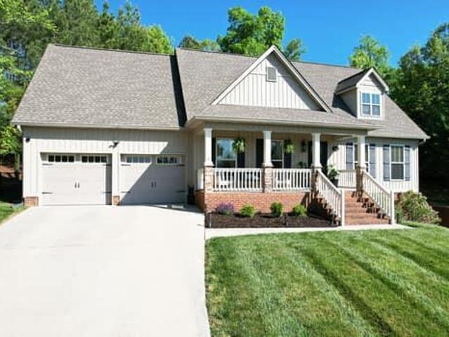 310 Silver Springs Trail NW