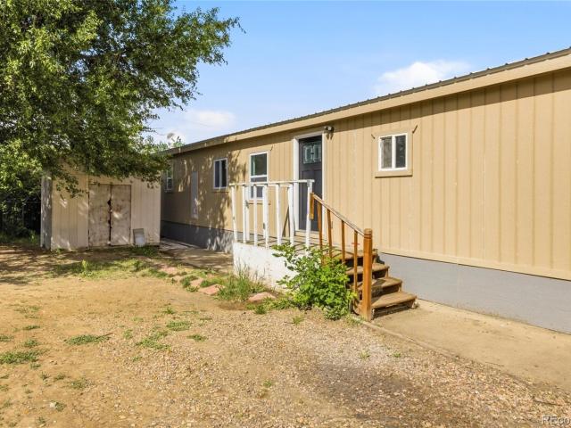 310 Skylark Circle