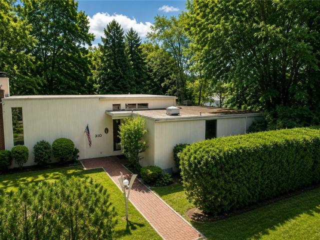 310 Spencer Av. 02818 Avenue