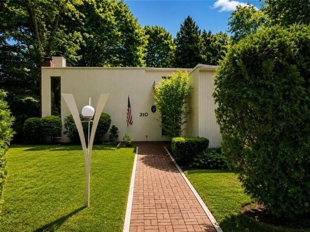310 Spencer Ave # 2818, Warwick, RI 02818