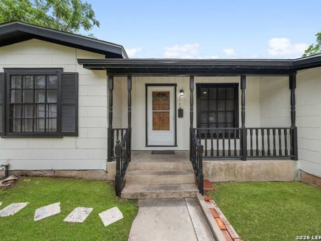 310 Sumner Dr