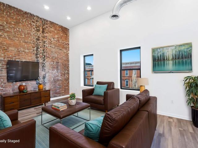 310 Pacific Ave # 3