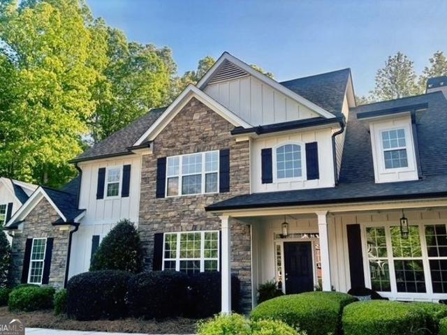310 Persimmon Dr, Sharpsburg, GA 30277