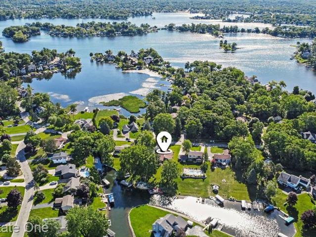 310 Pine Tree Rd Road