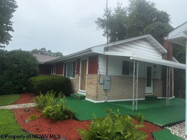 310 Pratt Ave, Kingwood, WV 26537
