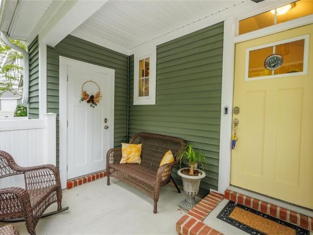 310 Promenade LN