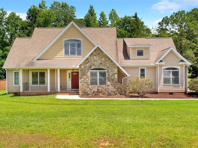 310 Puckett Mill Dr, Central, SC 29630