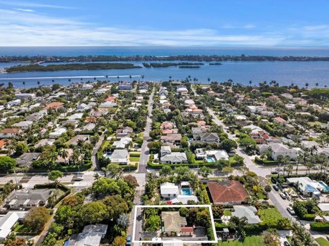 310 Russlyn Dr, West Palm Beach, FL 33405