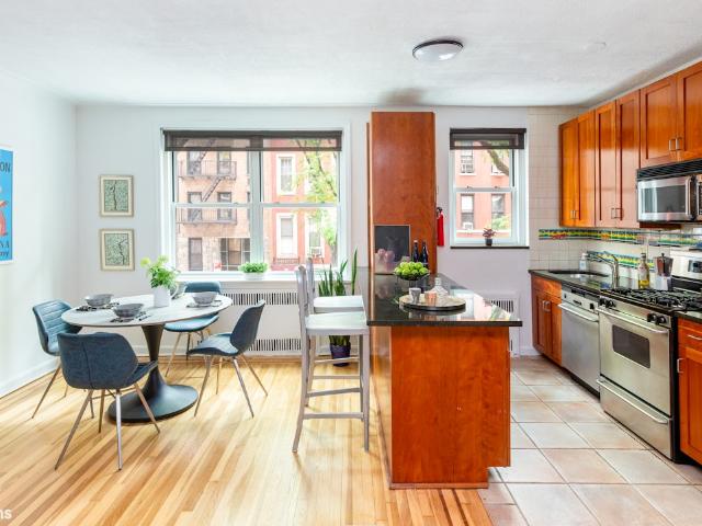 310 W 55TH Street 2F