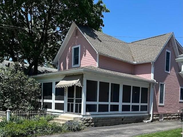 310 W 6th St, Marysville, OH 43040