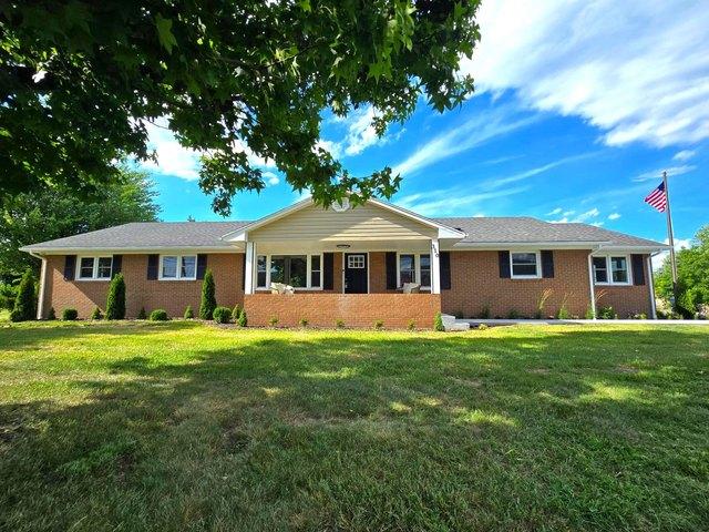 310 W Main St, Stanley, VA 22851