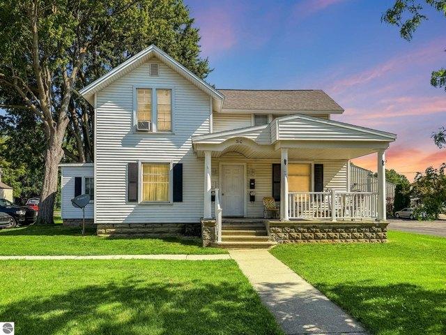 310 W Superior St, Alma, MI 48801