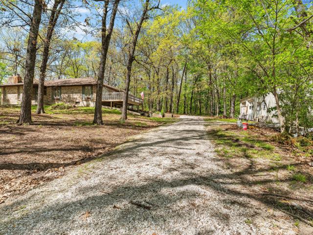 310 Woodland Loop