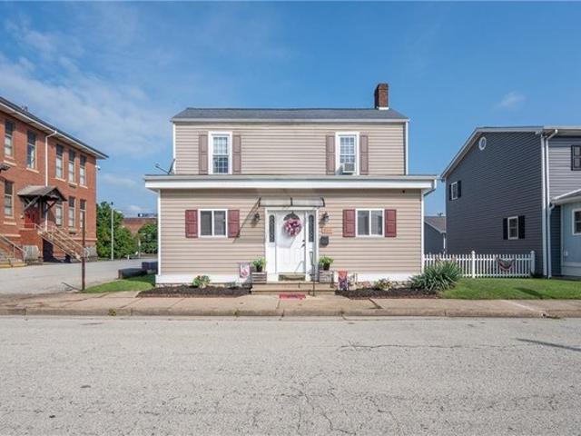 310 Washington St, Latrobe, PA 15650