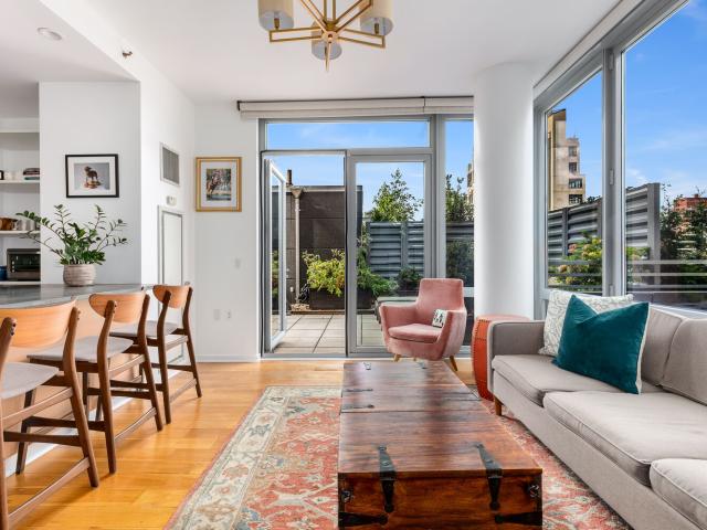 310 West 52nd Street, New York, NY