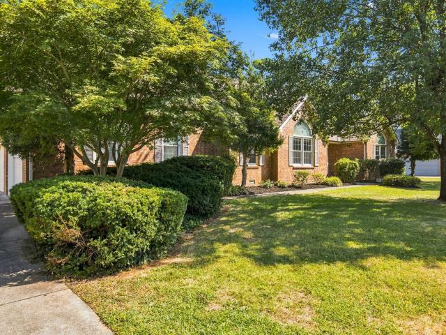 310 Westchester Ct