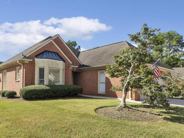 310 Willow Crest Ln, Hoover, AL 35244