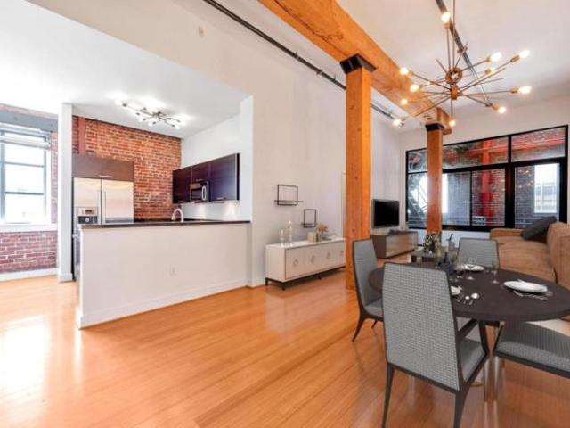 310 Townsend St 305, San Francisco, CA 94107