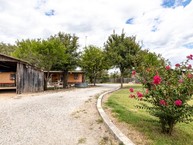 310 Union Hill Rd, Luling, TX 78648 | MLS #4920