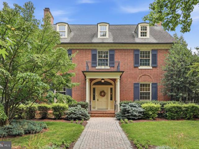 310 Upper College Terrace