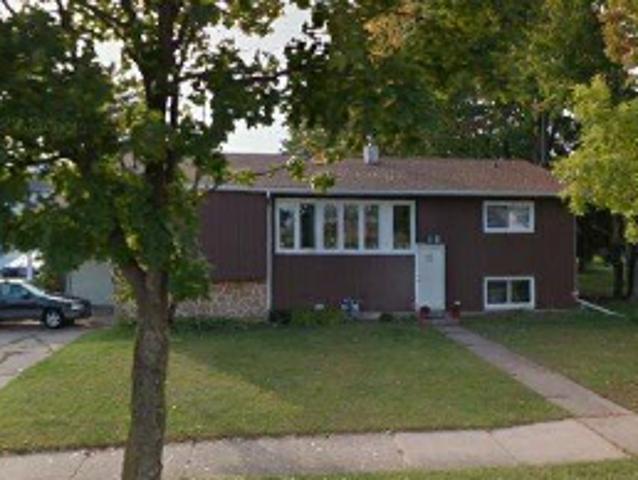 310 Vincent Street 5 Bedrooms, 2 Bathrooms